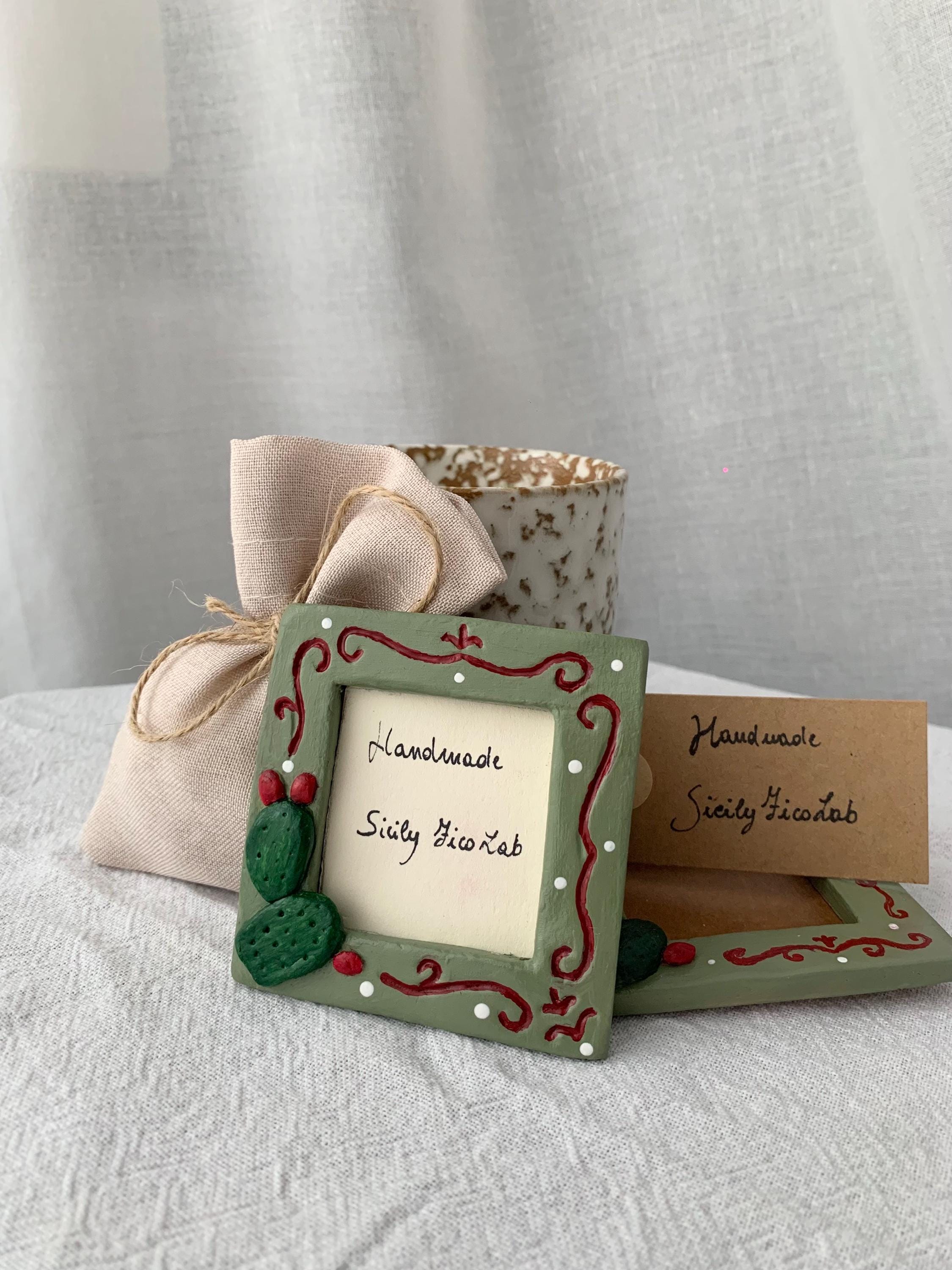 Prickly Pear Frame – Sage Green | Photo Holder | Magnet or With Twine ...