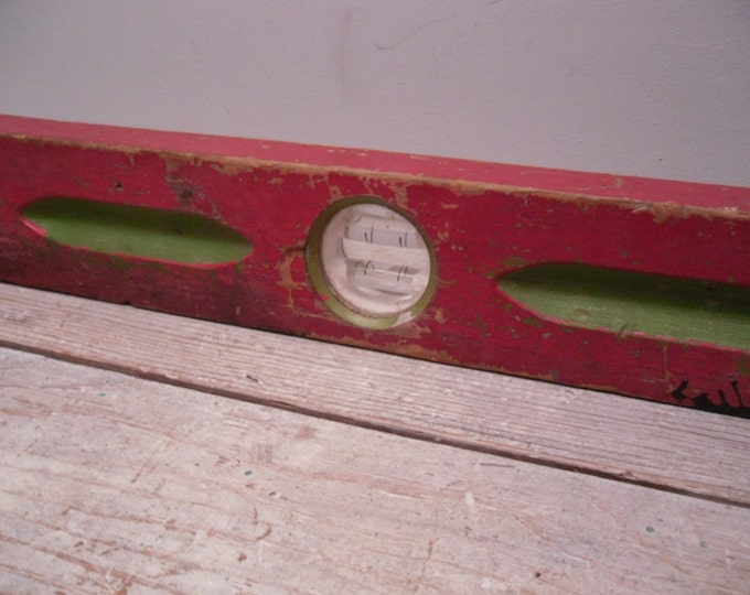 Vintage Red Wood Level / Dunlap Level / Industrial Decor - Etsy