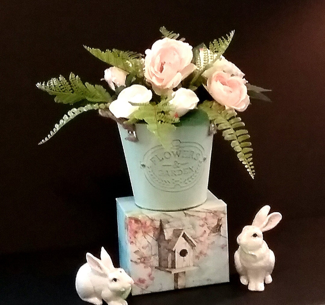 Kitchen Counter Arrangement Guest Bedroom Night Table Arrangement Bath ...