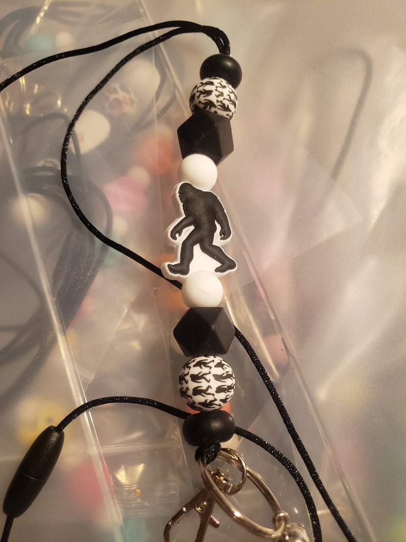 Bigfoot/sasquatch Lanyard - Etsy