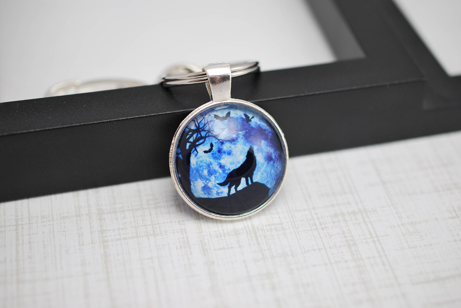 Blue Howling Wolf Keychain: Silver Key Ring, Wolf Lover Gift - Etsy