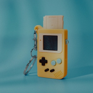 Mini Gameboy Keychain – Retro Fidget Toy for Gamers & Collectors - Etsy