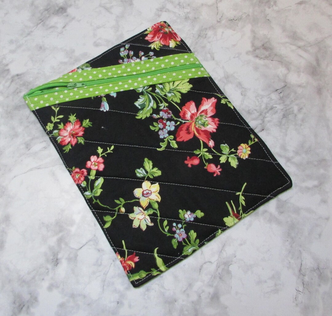 Black With Pink Floral Medium Hemingway Pouch | E-reader Sleeve ...