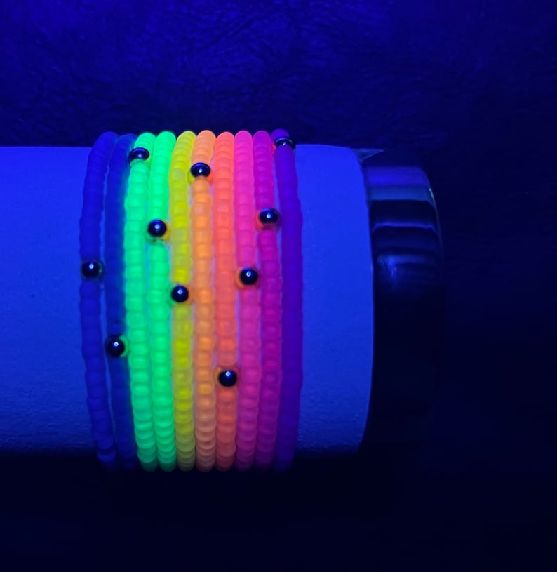 Glow-in-the-dark Neon Bracelets - SET OF 10, Seed Bead Bracelets ...
