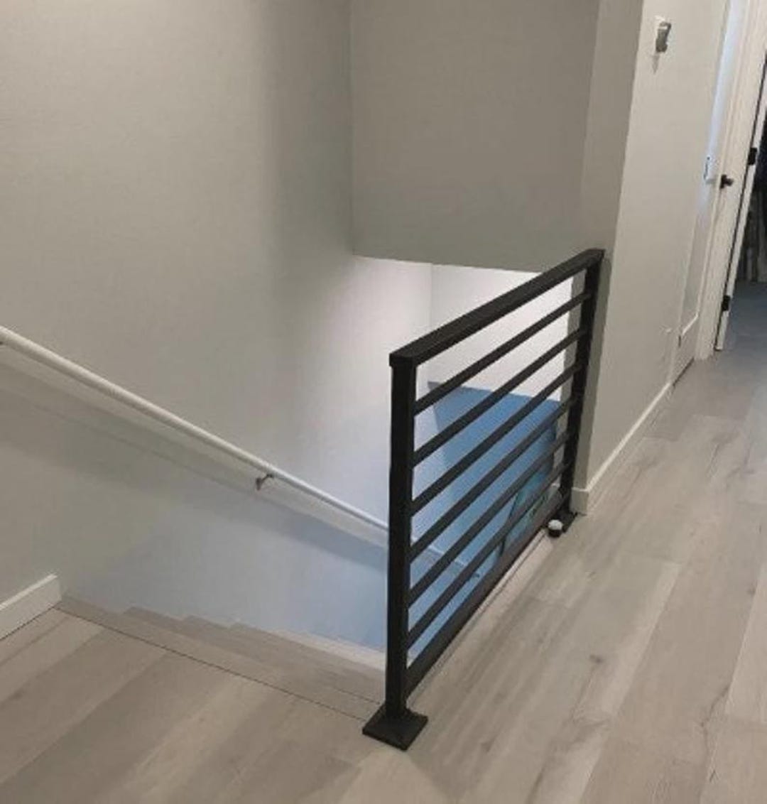 Modern Horizontal Guardrail – Pre-built, Customizable Lengths, Stylish ...