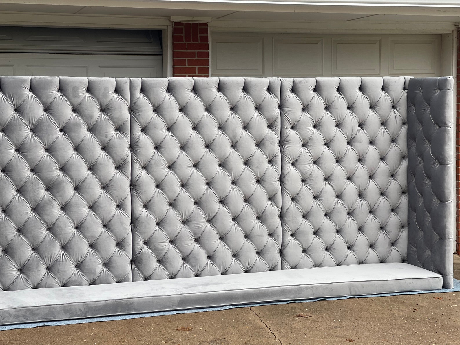 Custom Upholstered Wall Panels: Tufted Banquette Seating, Any Size - Etsy