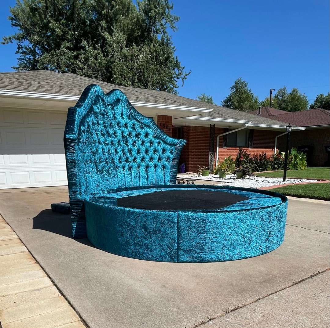 Round Bed Tufted Upholstered Bed French Shape Circular Platform Bed ...