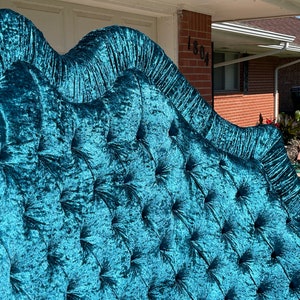 Round Bed Tufted Upholstered Bed French Shape Circular Platform Bed ...