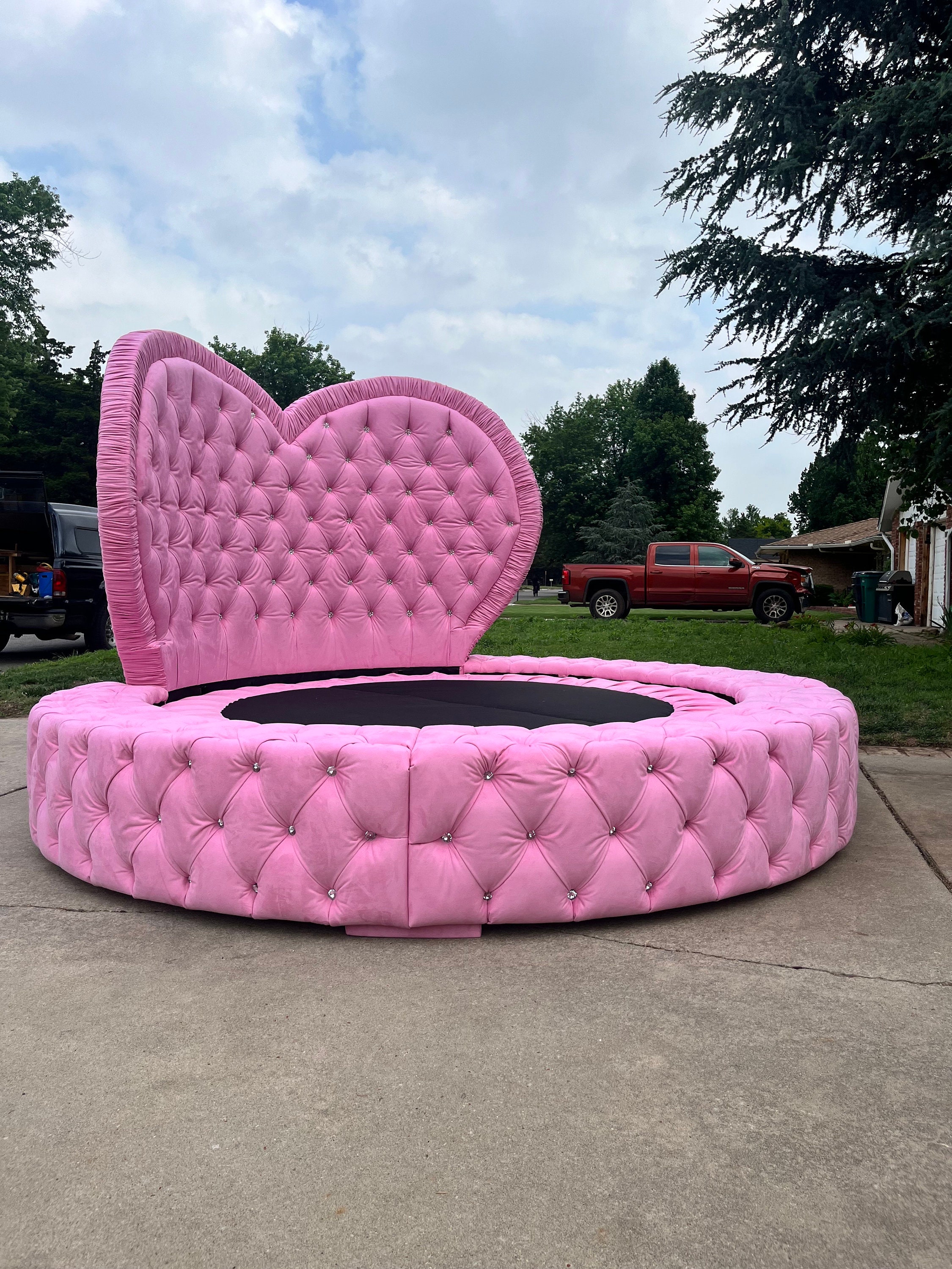Heart Headboard Round Bed: Tufted Upholstered Platform, Custom Made - Etsy