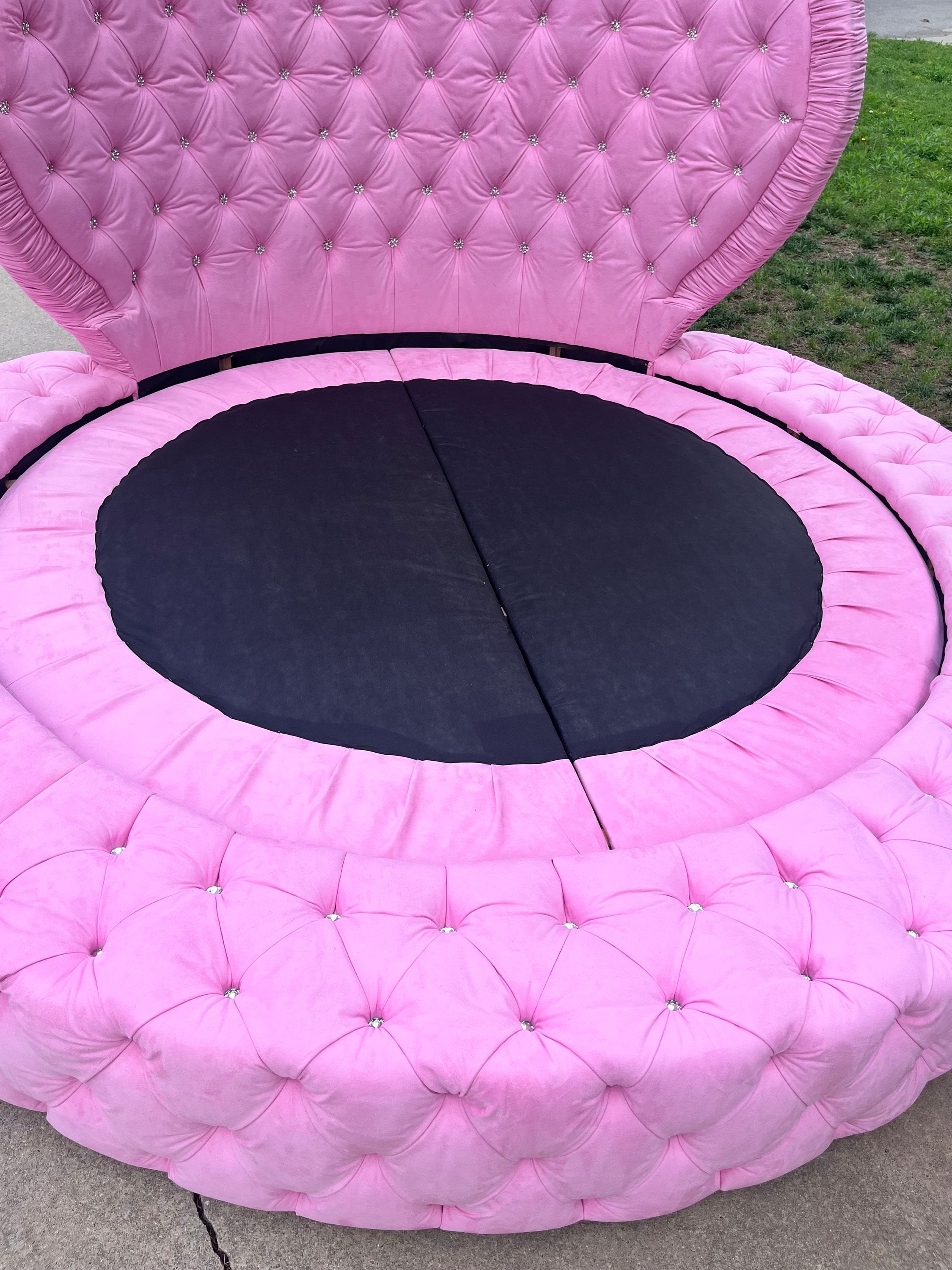 Heart Headboard Round Bed: Tufted Upholstered Platform, Custom Made ...