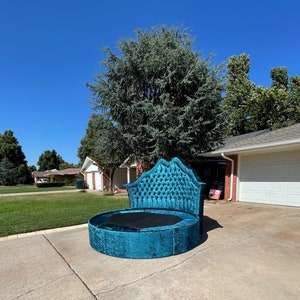 Round Bed Tufted Upholstered Bed French Shape Circular Platform Bed ...