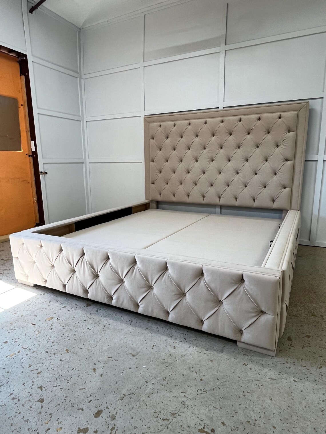 Tufted Velvet Platform Bed Frame: Luxe Custom Made King/queen/twin - Etsy