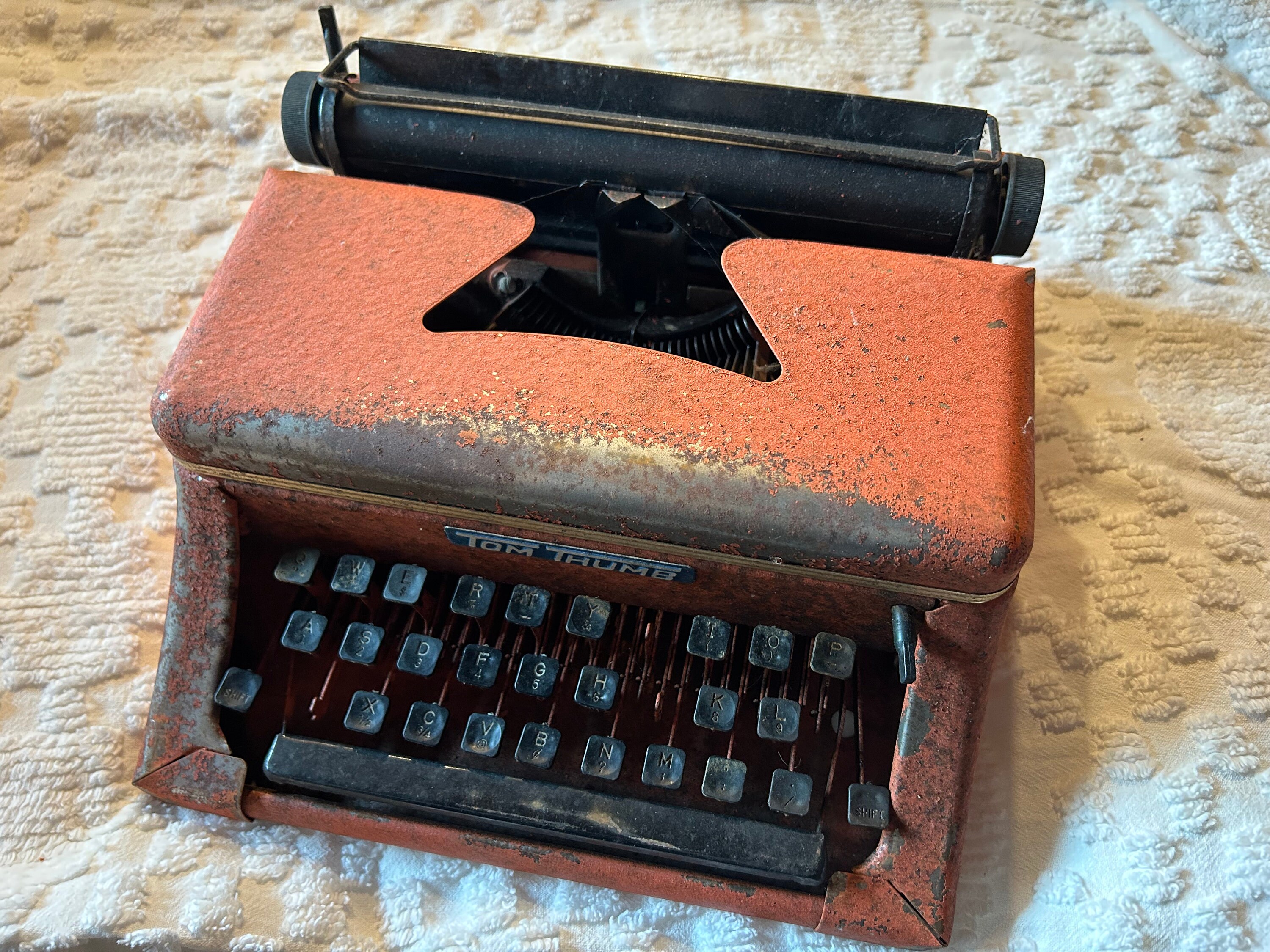 Tom Thumb Children's Typewriter 1950s With Case Pink Rusty Industrial ...