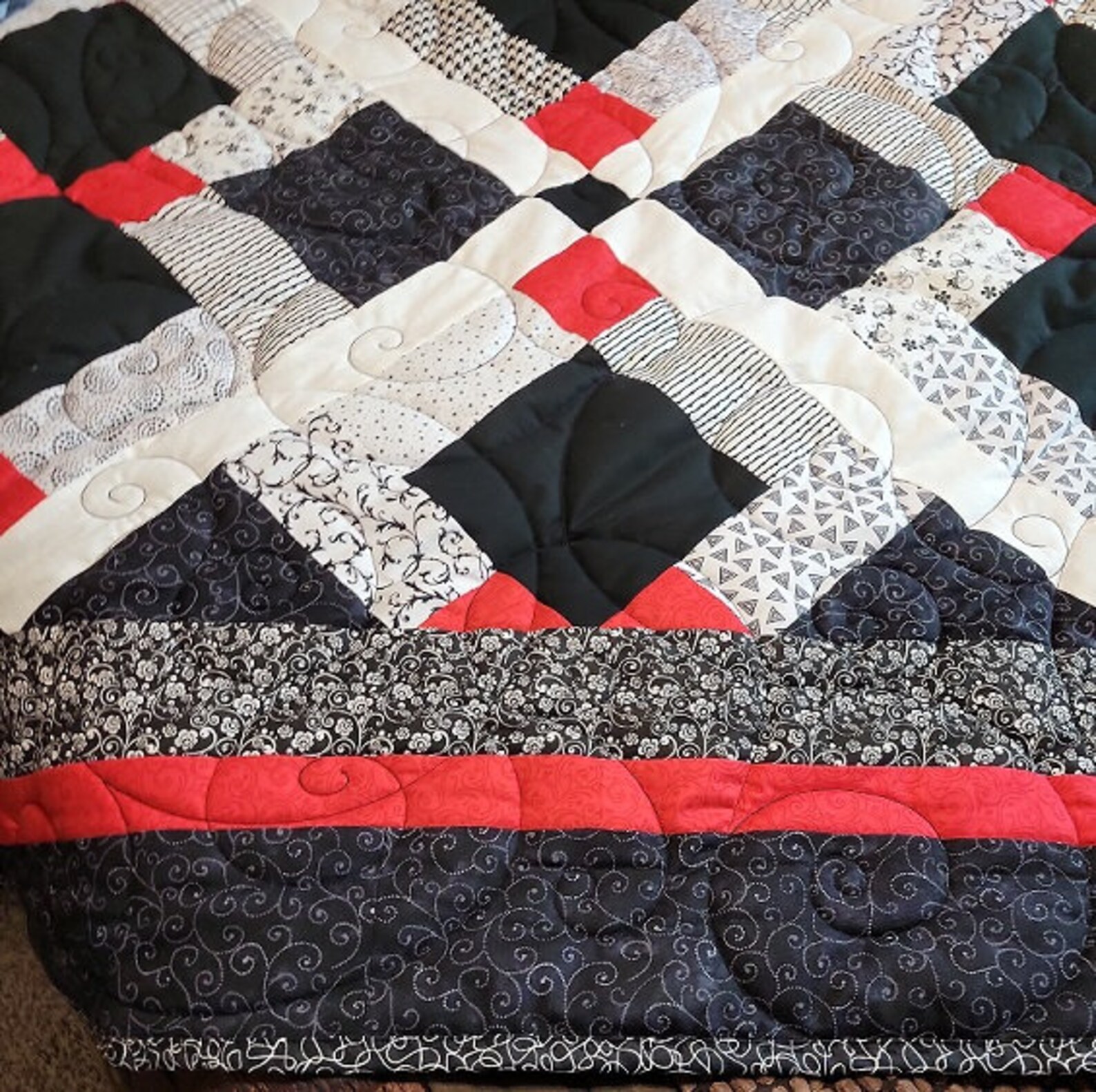 Twin Size Quilt Pattern Finished Size 74 X 93, Red, Black and White Quilt. Disappearing 9 Patch ...