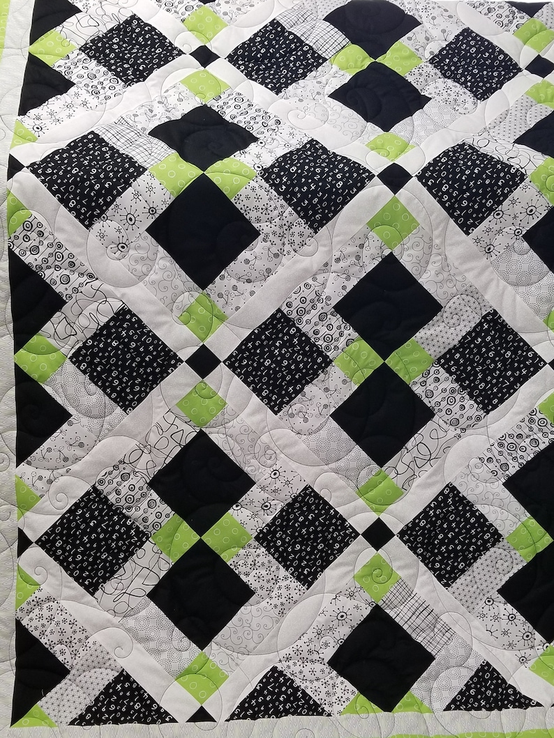 King Size Quilt Pattern; Finished Size 121 X 121, Red, Black and White ...