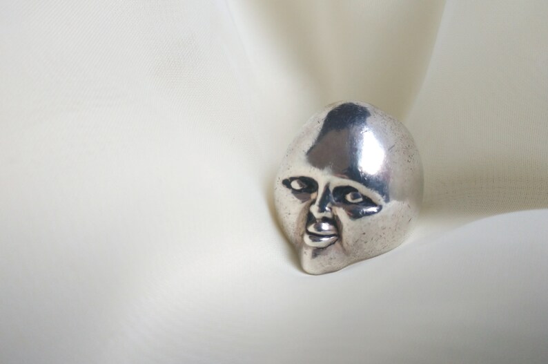 41g Artisan Sterling Silver Sculptural Portrait Ring - Etsy