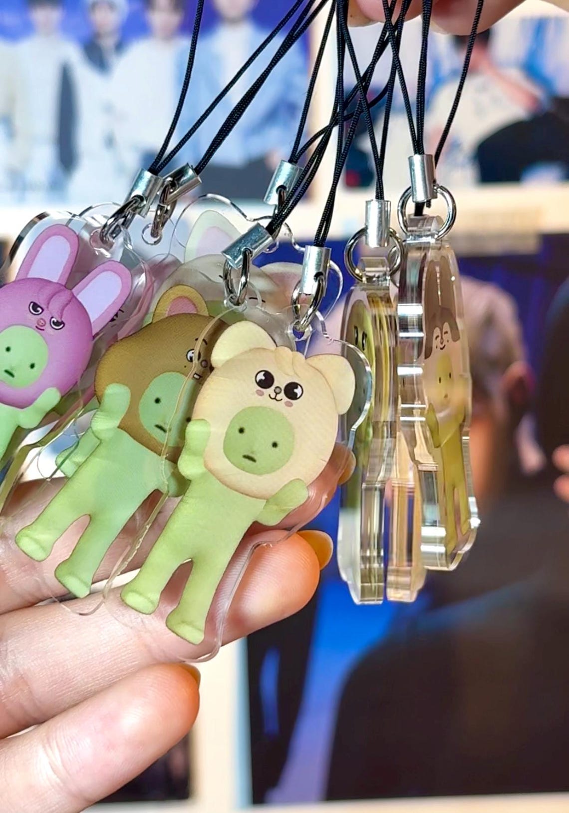 Bbokkari X Smiski Phone Charm | Felix, Stray Kids, Skzoo, Acrylic, Cute ...