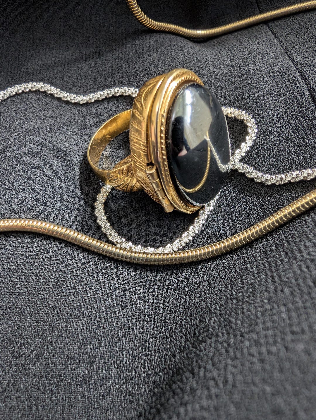 Vintage Avon 70’s Faux Hematite Gold-tone Perfume Locket Ring - Size 8 - Etsy