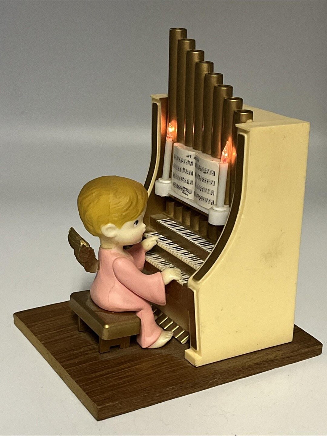 Merton 1982 Angel Playing Organ Music Box Sanyo With Lights Vintage ...