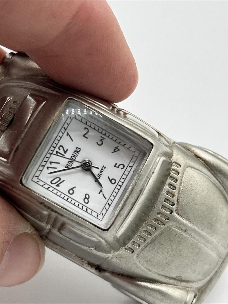 Rumours VW BUG Clock, 7597, Made in Japan Quartz 2”x1” Desktop Clock ...