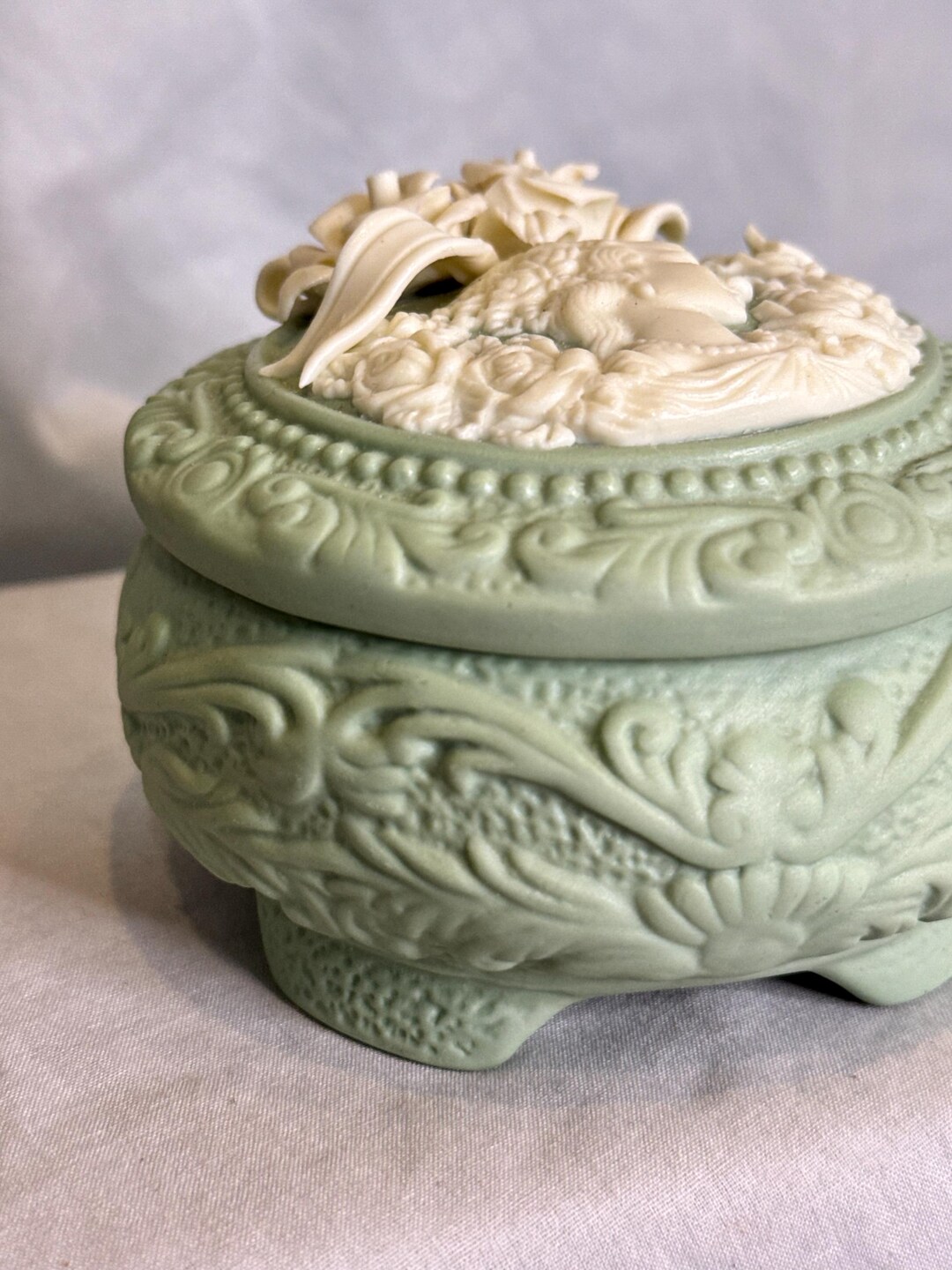Matte Sage & Cream Ceramic Jewelry Box - Etsy