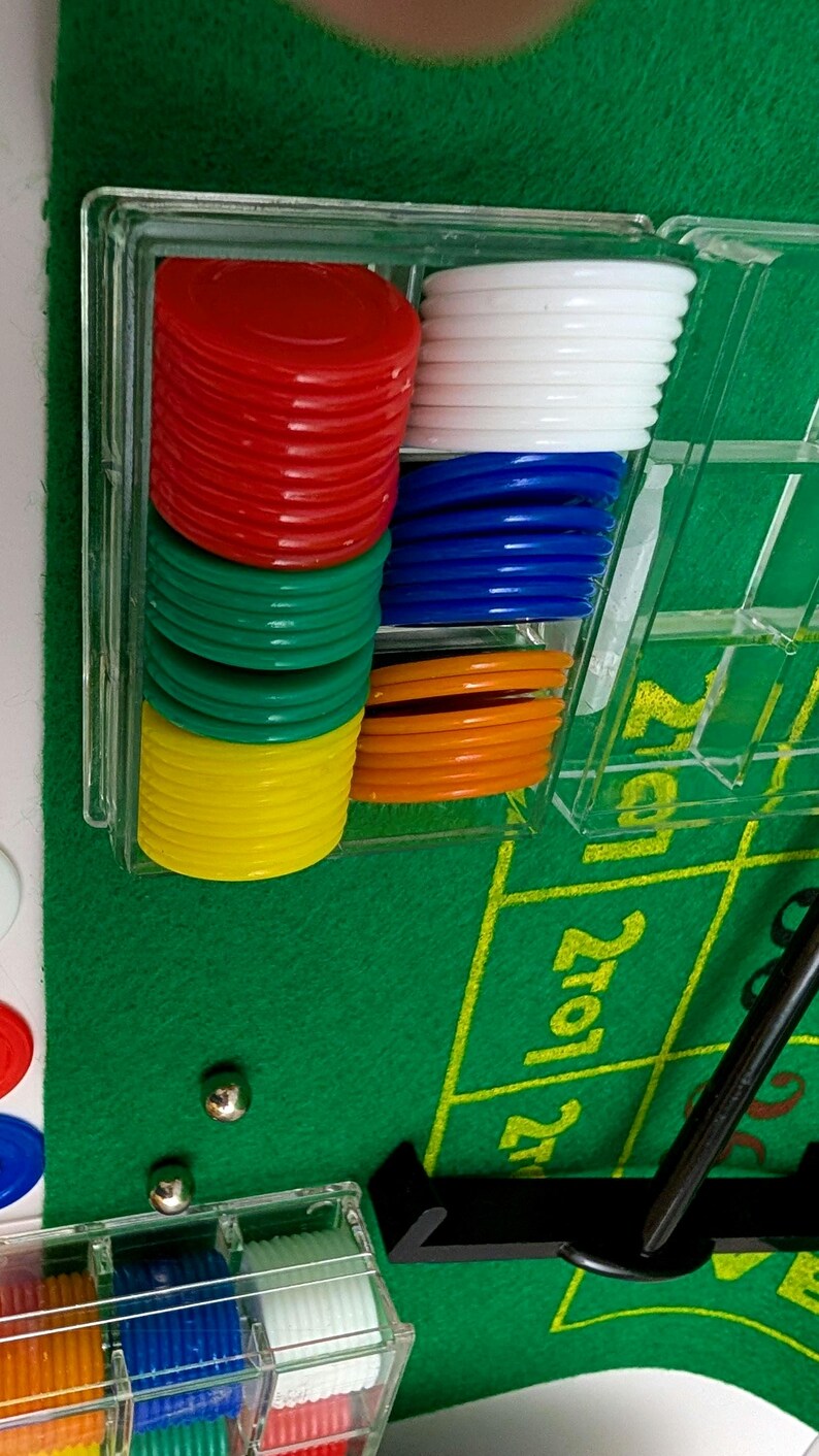 Vintage Roulette Set – Deluxe 1970s Casino Décor – Game Room Bar Decor ...