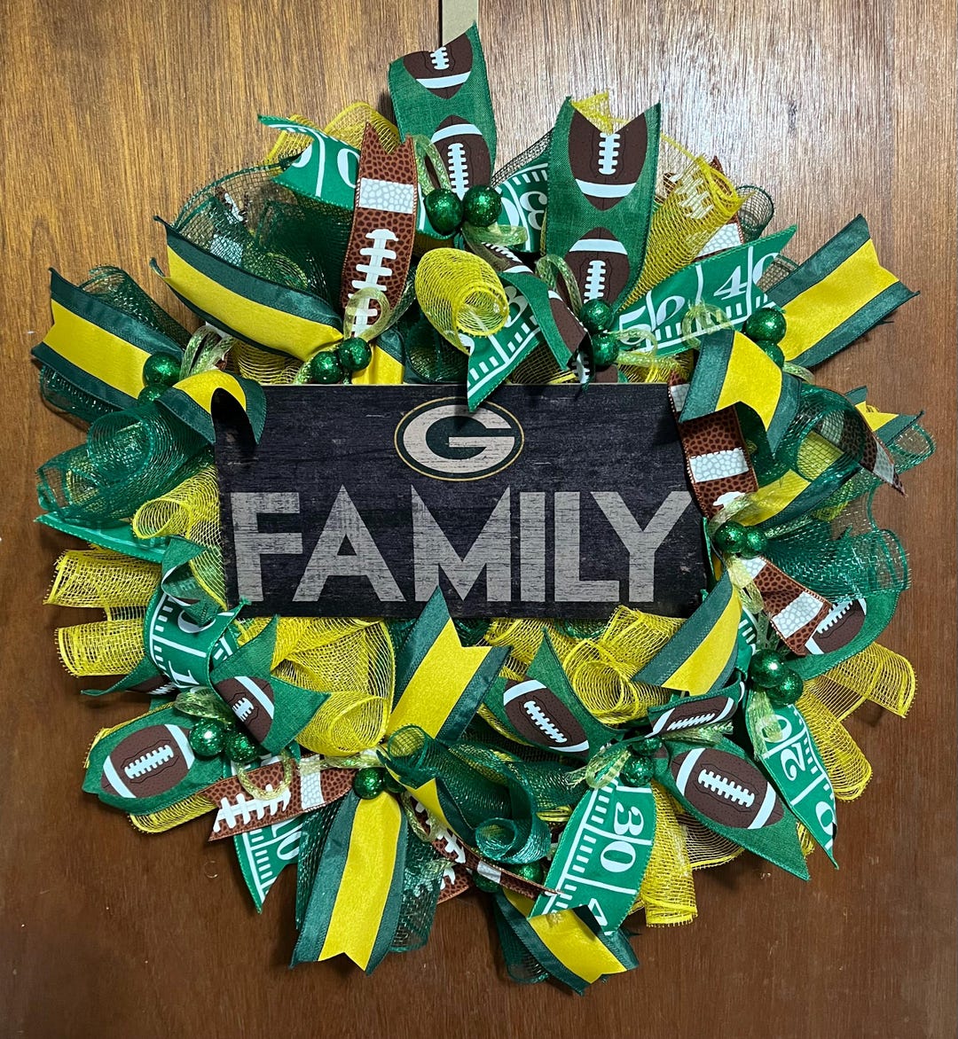 Green Bay Packers Wreath - Etsy