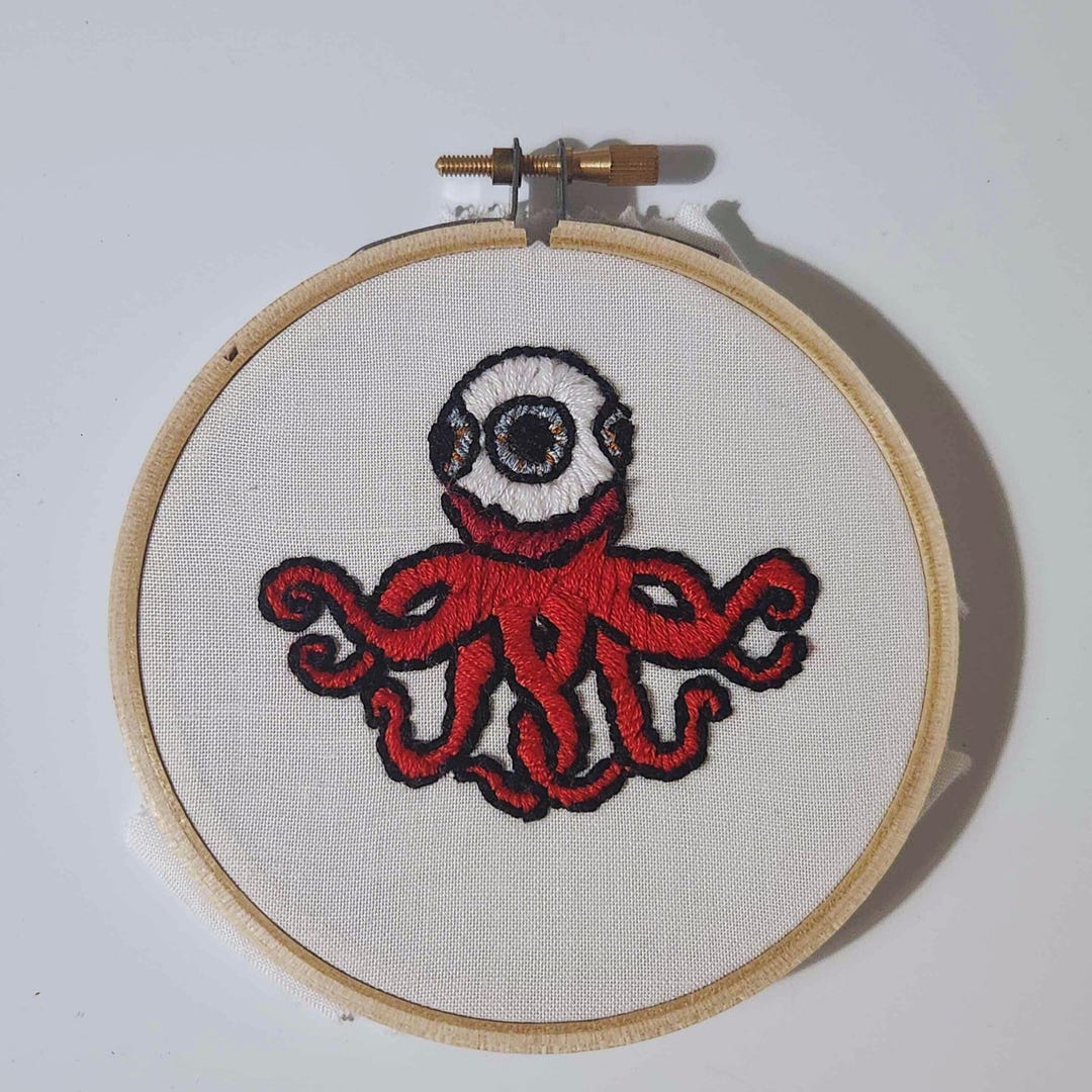 Alien Eyeball Monster - T.ocellus Earth TV Show - Etsy