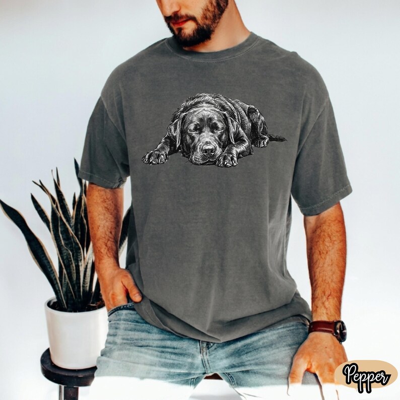 Black Labrador Shirt: Vintage Dog Mom Gift, Lab Graphic Tee - Etsy