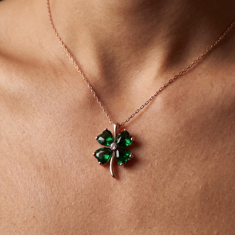 Four Leaf Clover Necklace - Etsy