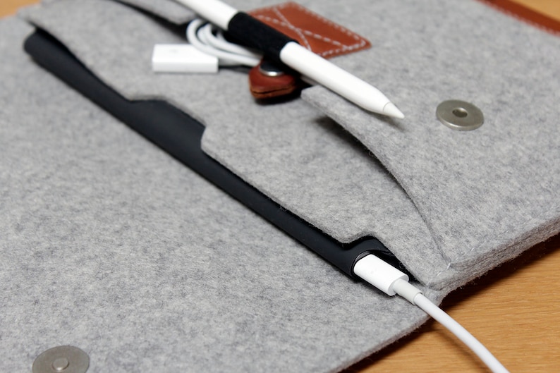 Merino Wool Felt iPad Pro/air 11 Case: Leather Accent, Snug Fit - Etsy