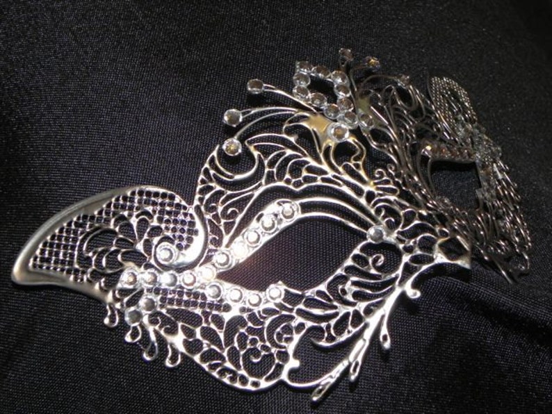 Petite Silver or Gold Metallic Masquerade Mask - Etsy