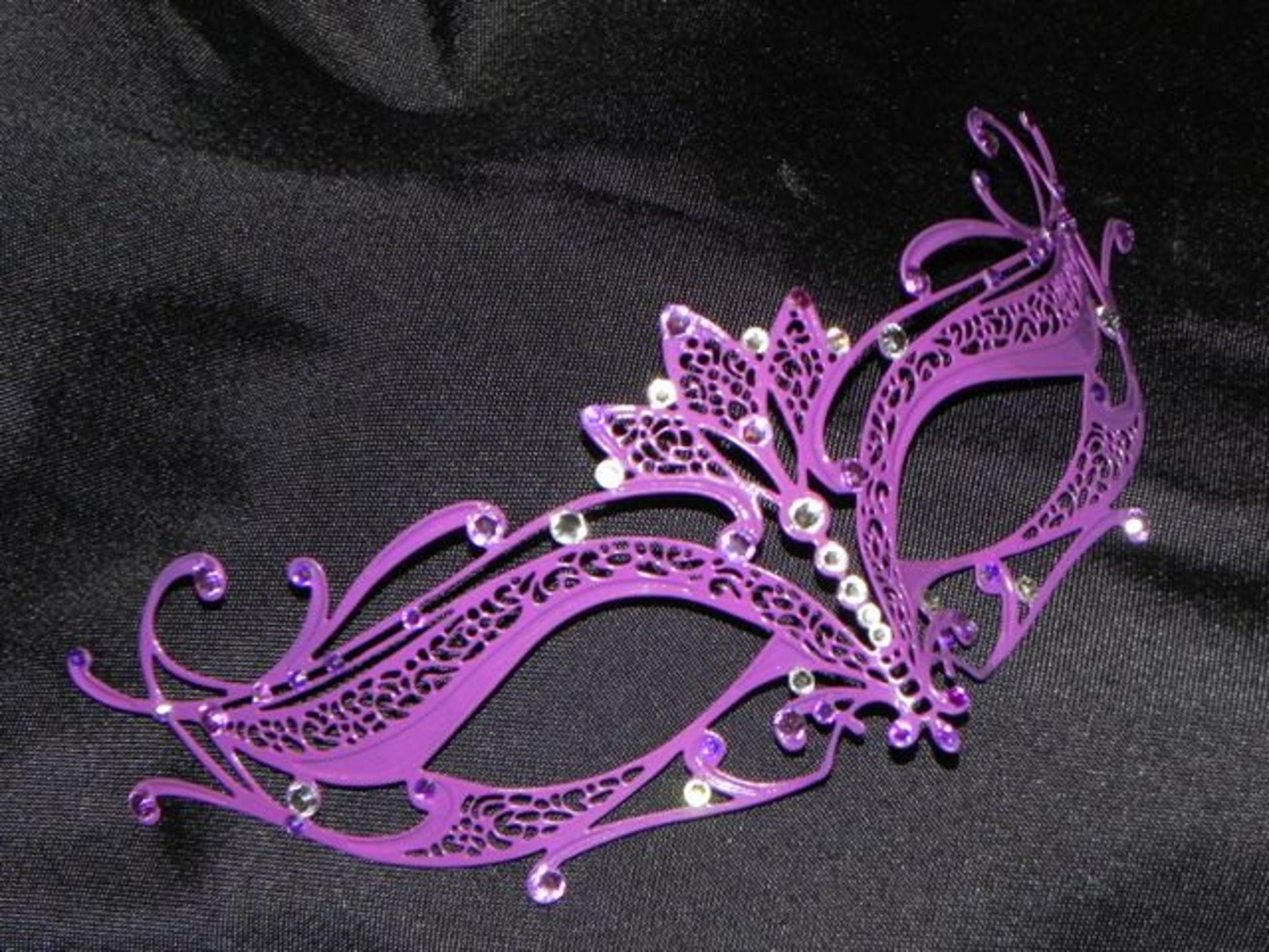 Flora Metallic Filigree Masquerade Mask With Extra Stones - Etsy