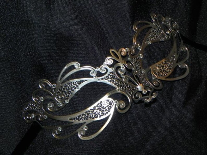 Flora Metallic Filigree Masquerade Mask With Extra Stones - Etsy