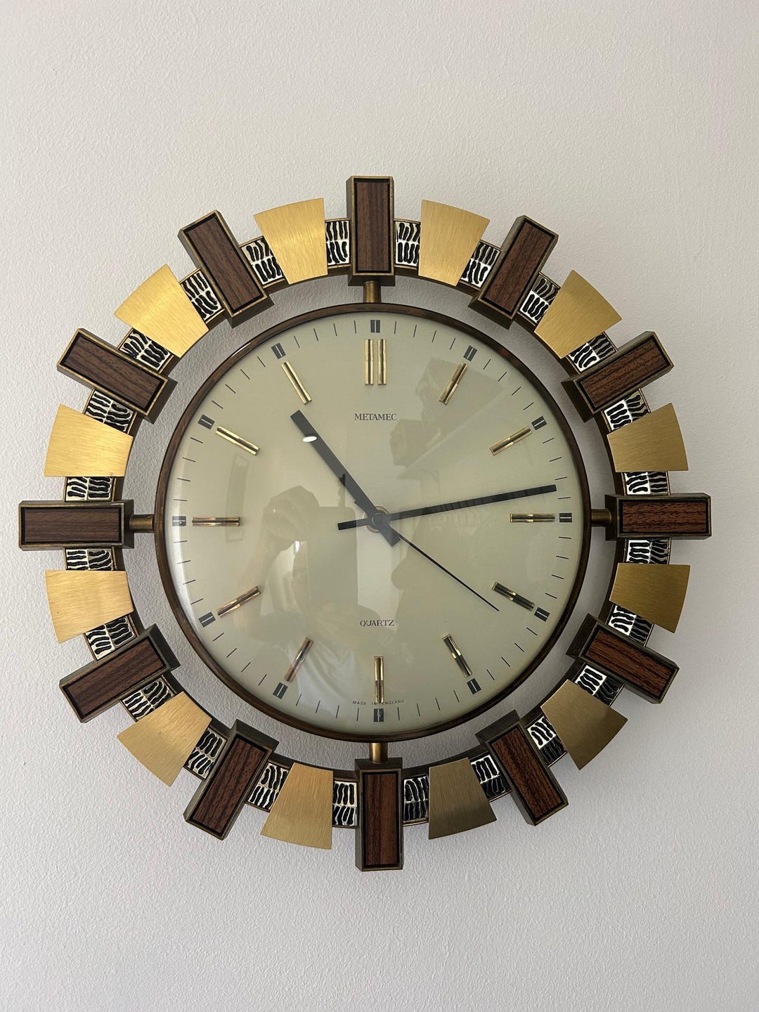 Beautiful Vintage Mid Century METAMEC Sunburst / Aztec Wall Clock - Etsy