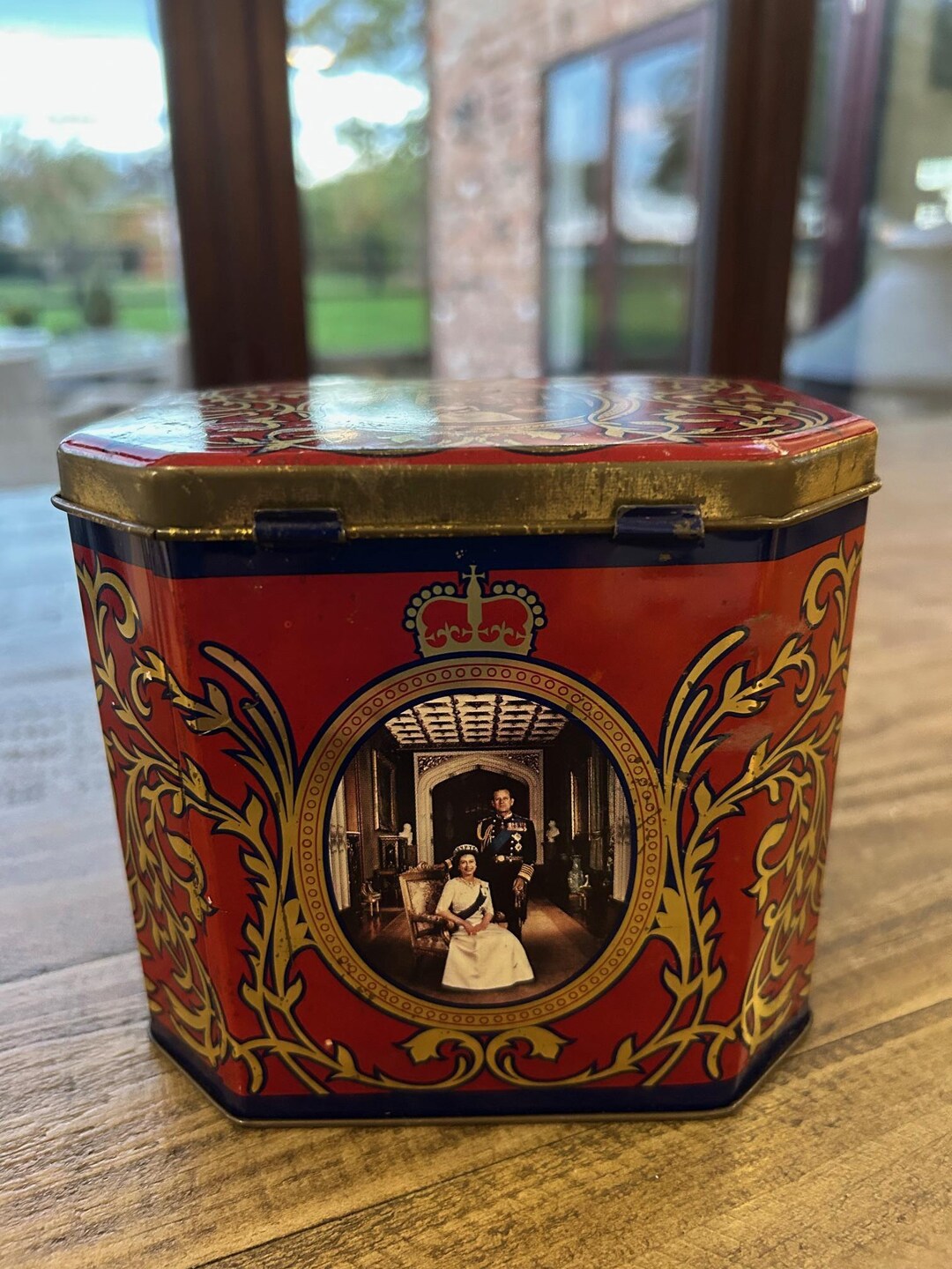 Vintage Queens Silver Jubilee Ringtons Commemorative Tin Tea Caddy 1977 ...