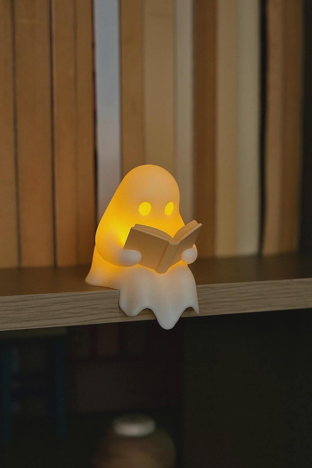 Cute Reading Ghost LED Night Light – Battery Candle Lamp for Desk ...