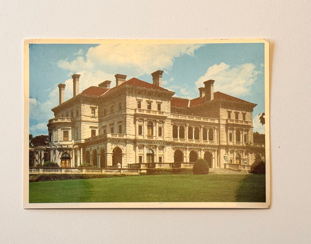 The Breakers Guided Age Newport Rhode Island Historic Mansion ...