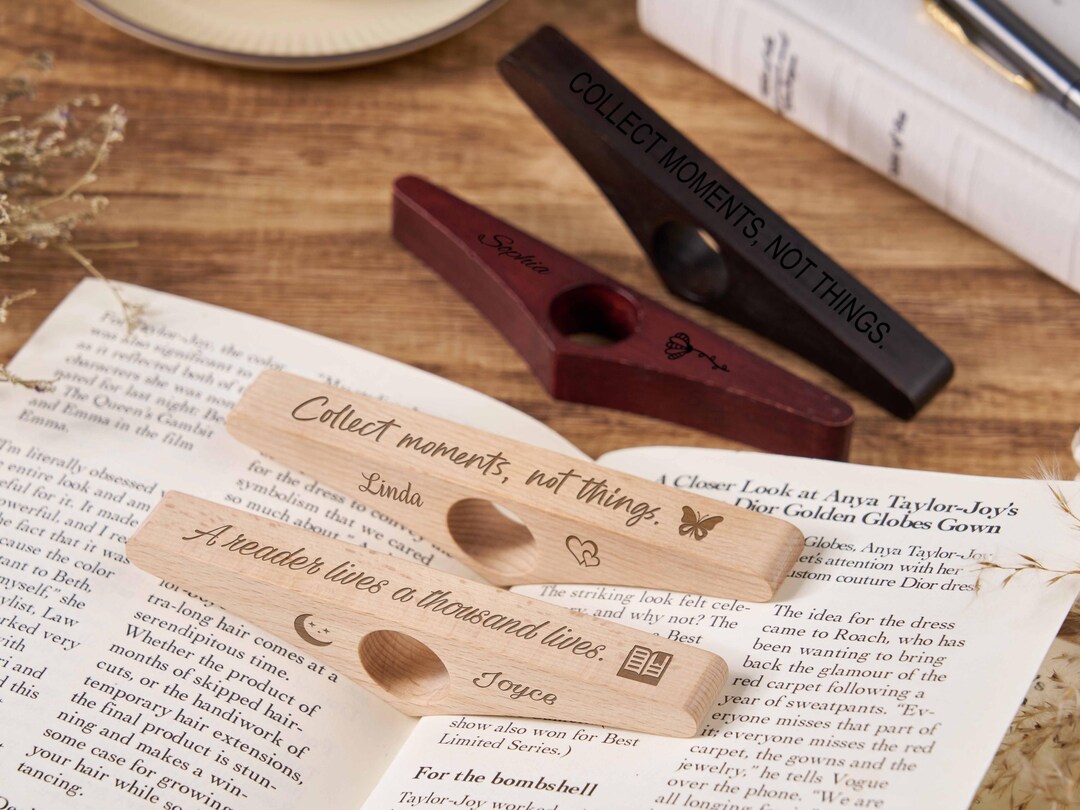Custom Thumb Book Page Holder,wooden Book Page Holder With Name ...