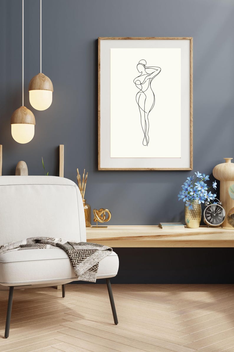 Curvy Woman Line Drawing - Abstract One Line Nude Art - Minimalist ...