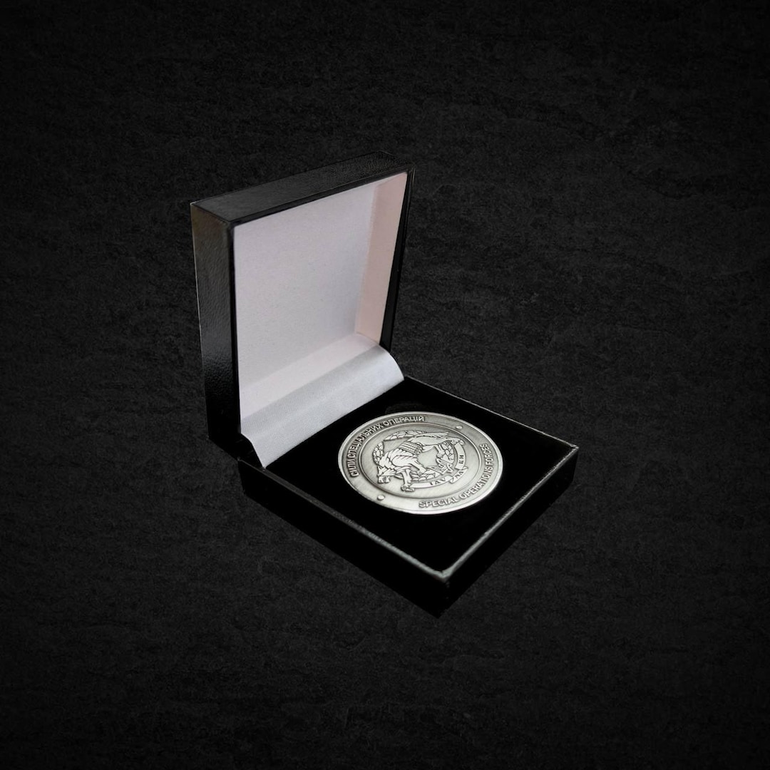 Black Velvet Coin Gift Box: Challenge Coin Presentation Case - Etsy