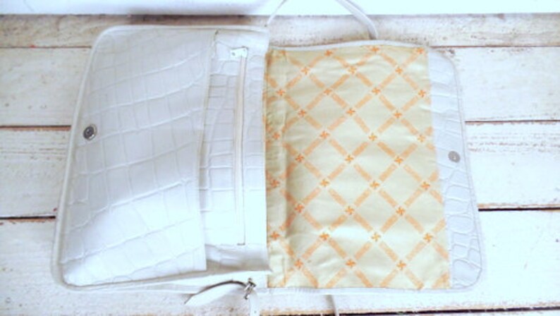 Vintage Light Taupe Brown Leather Croc Embossed Cross Body Bag/leather ...