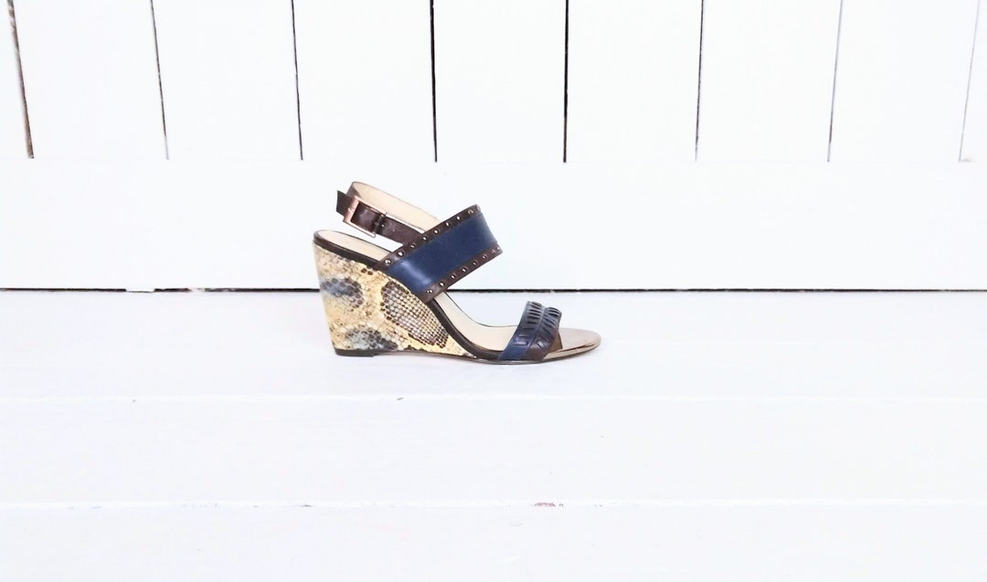 VC Signature Open Toe Leather Wedge Sandals/studded Leather Reptile ...