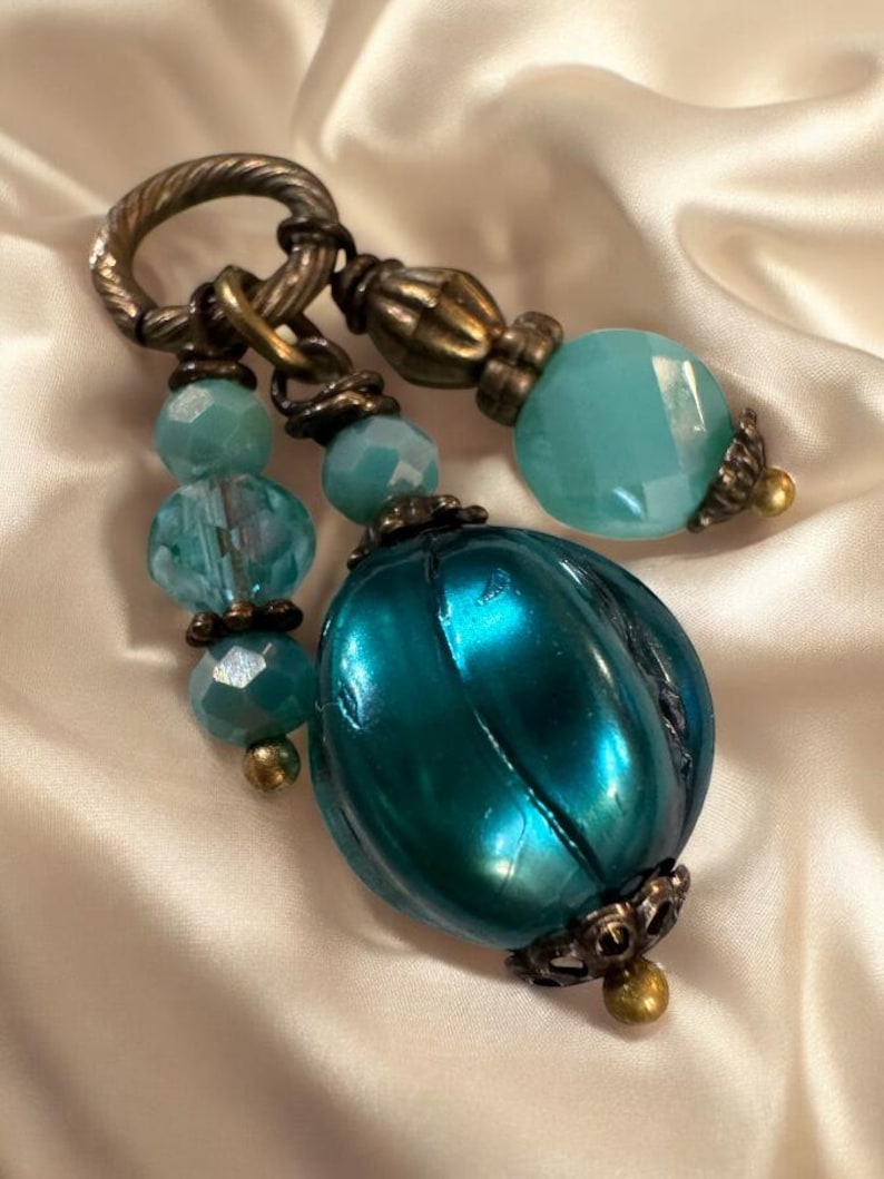 Teal Blue Glass Bead Charm Set, Vintage Style Dangle - Etsy