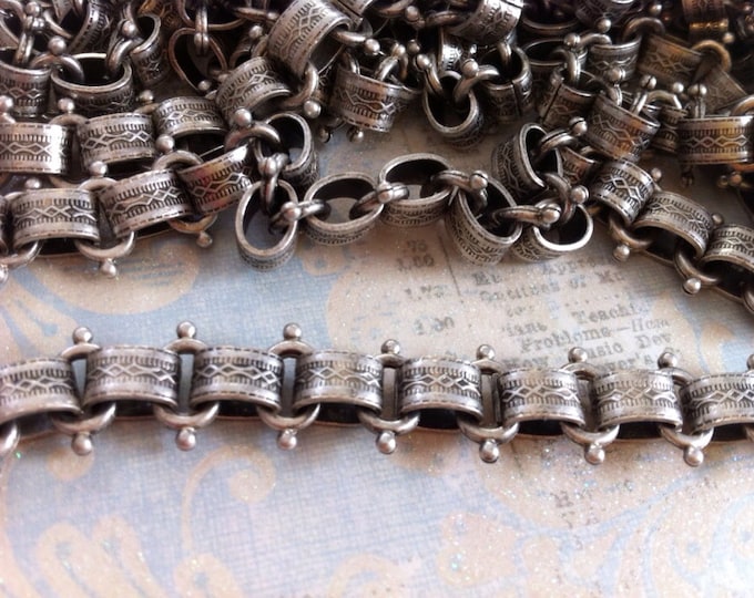 Book Chain-art Nouveau Book Chain Style-decorative Embossed Floral ...