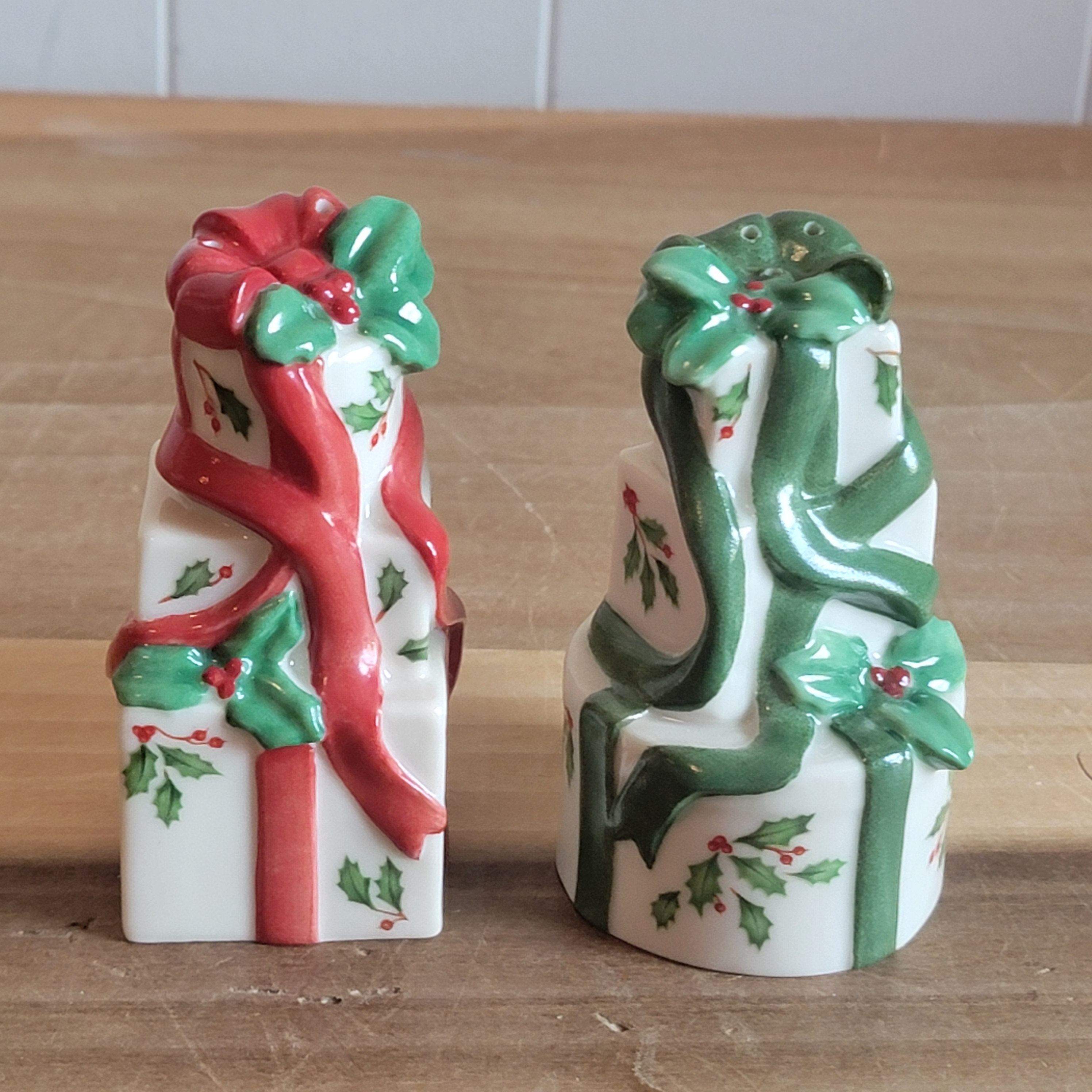 Vintage Lenox Christmas Stack of Presents Gifts Porcelain Salt Shaker ...