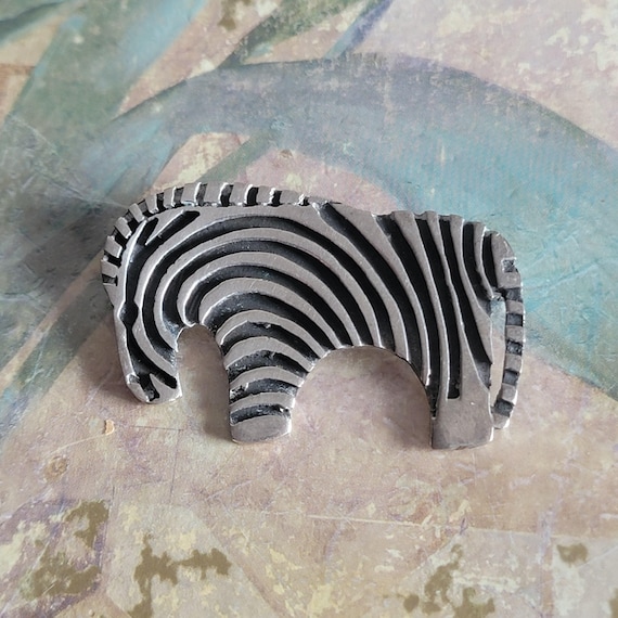 Vintage Sterling Silver Zebra Pin or Brooch - Gem