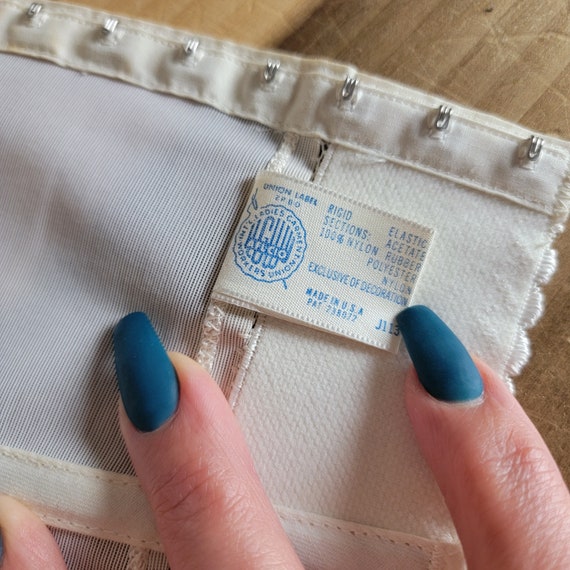 Vintage Bali Snowflake White Long Line Bra Bullet Bow… - Gem