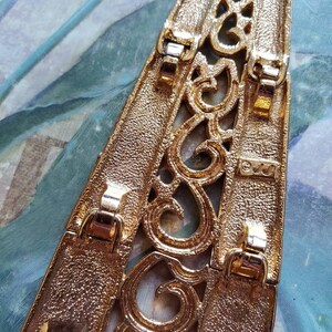 Vintage Signed JJ Gold Tone Articulated Tie Brooch Pin Statement Piece ...