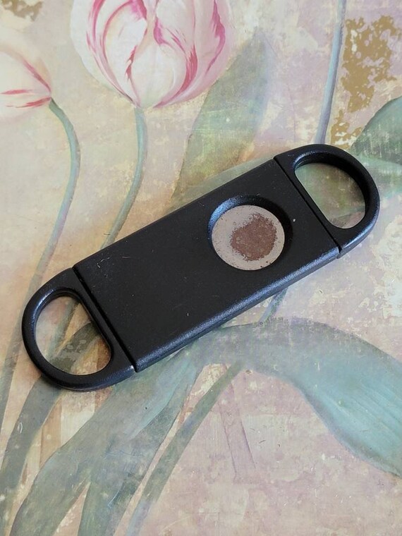 Vintage Black Plastic Cigar Cutter Made in Tiawan As … - Gem
